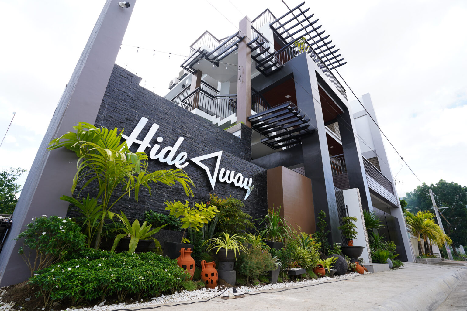 Home - Hideaway Resorts